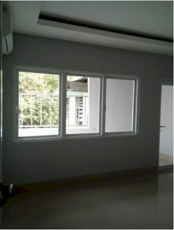 ruang usaha atau Foodcourt dan ruangan besar ber AC (Lantai 2) di ...